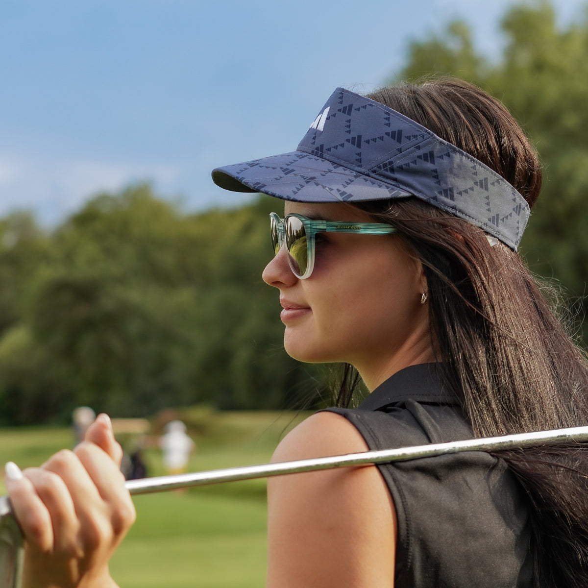 Polarized vs. High-Contrast Sunglasses for Golf: The Ultimate Guide ...